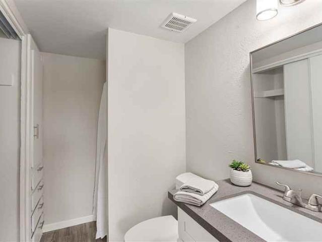 Rise On Country Club 2 Bedroom Apartment for Rent at 1903 N Country Club Dr, Mesa, AZ 85201
