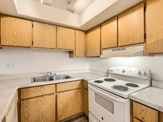 Rise at Estrella Park 1 Bedroom Apartment for Rent at 1801 N 83rd Ave, Phoenix, AZ 85035