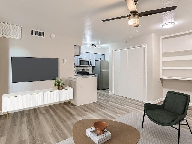 Rise at Highland Meadows 1 Bedroom Apartment for Rent at 13100 Pandora Dr, Dallas, TX 75238 Highland Meadows