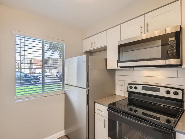 Rise at The District 3 Bedroom Apartment for Rent at 1031 S Stewart, Mesa, AZ 85202