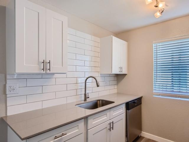 Rise at the Palms 2 Bedroom Apartment for Rent at 5902 W Royal Palm Rd, Glendale, AZ 85302