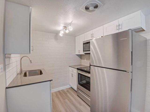 Rise at the Retreat Studio Apartment for Rent at 1025 E Orange St, Tempe, AZ 85281