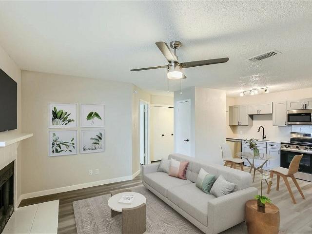 Rise at Town East 1 Bedroom Apartment for Rent at 3236 N Galloway Ave, Mesquite, TX 75150