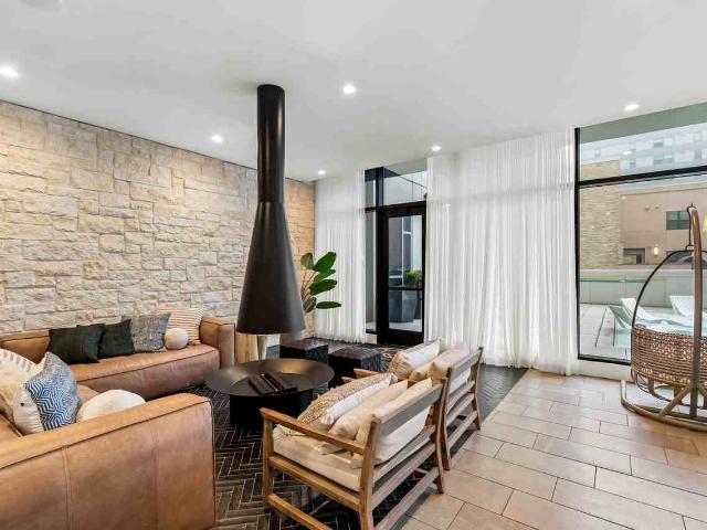 Rise at West Campus 6 Bedroom Apartment for Rent at 2206 Nueces St, Austin, TX 78705 West University