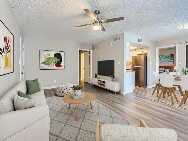 Rise Blue Ridge 1 Bedroom Apartment for Rent at 7200 Wallace Rd, Charlotte, NC 28212 East Forest