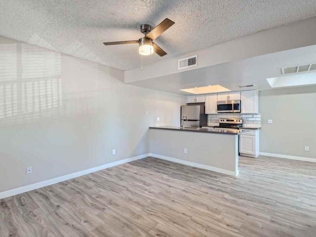Rise Broadway 1 Bedroom Apartment for Rent at 945 W Broadway Rd, Mesa, AZ 85210 Kleinman Park Neighborhood