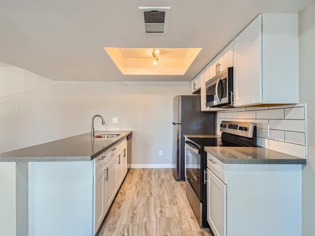 Rise Broadway 2 Bedroom Apartment for Rent at 945 W Broadway Rd, Mesa, AZ 85210 Kleinman Park Neighborhood