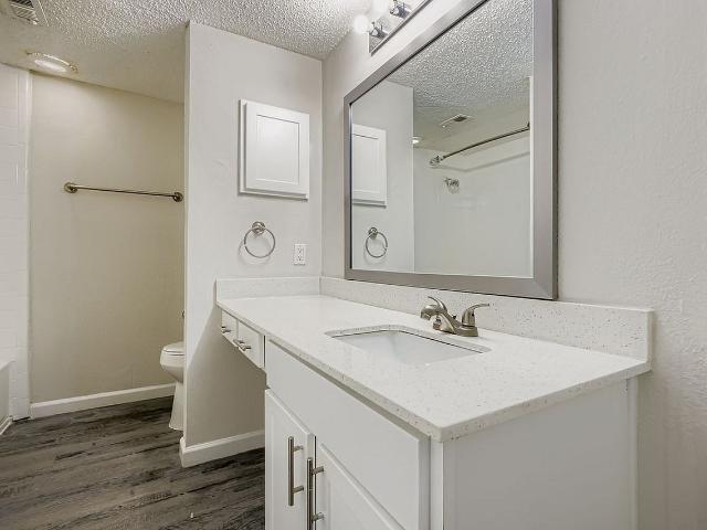 Rise Gateway 2 Bedroom Apartment for Rent at 782 Gatewood Rd, Garland, TX 75043