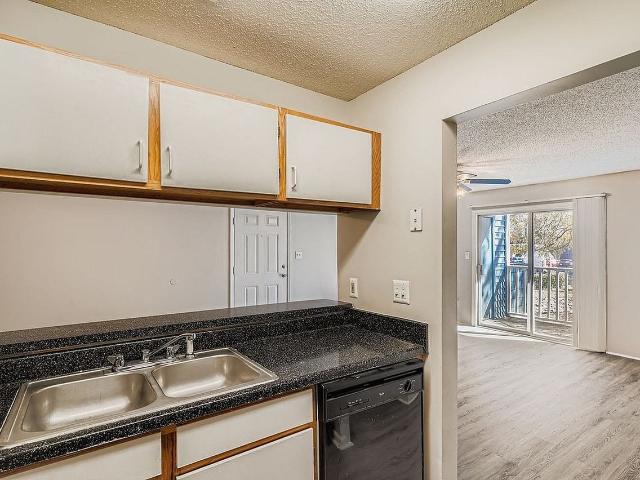 Rise Sunridge 2 Bedroom Apartment for Rent at 2109 Arrowcreek Dr, Charlotte, NC 28273 Yorkmount