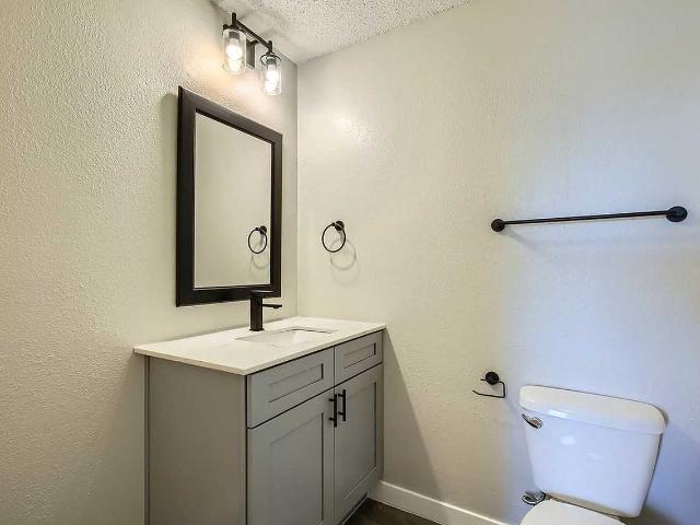Rise Skyline 2 Bedroom Apartment for Rent at 3700 Poteet Dr, Mesquite, TX 75150