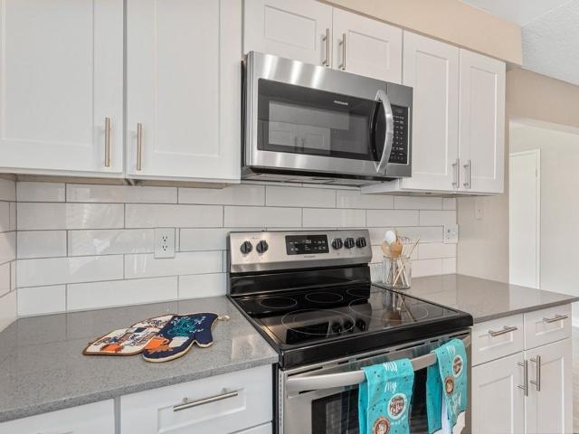 Rise Skyview 1 Bedroom Apartment for Rent at 5601 W Mcdowell Rd, Phoenix, AZ 85035