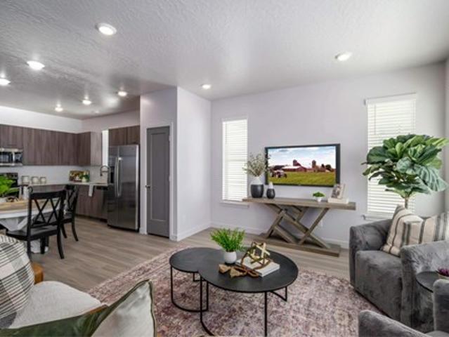 Rise Townhomes Big Sky 2 Bed w/ Unfinished Basement