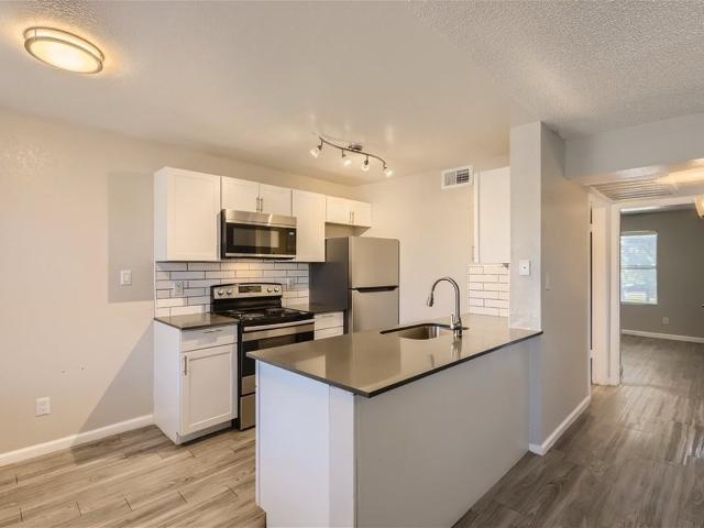 Rise Trailside 1 Bedroom Apartment for Rent at 5920 W Laurie Ln, Glendale, AZ 85302