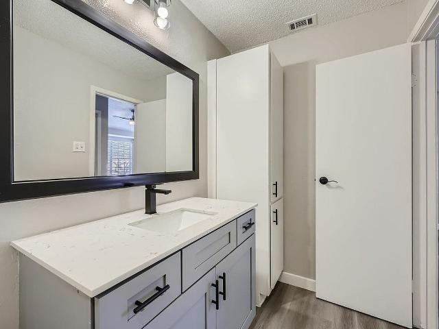 Rise West Arlington 1 Bedroom Apartment for Rent at 3601 Fielders Glen Dr, Arlington, TX 76015