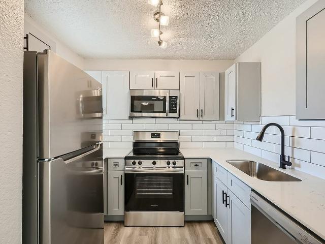 Rise West Arlington 1 Bedroom Apartment for Rent at 3601 Fielders Glen Dr, Arlington, TX 76015