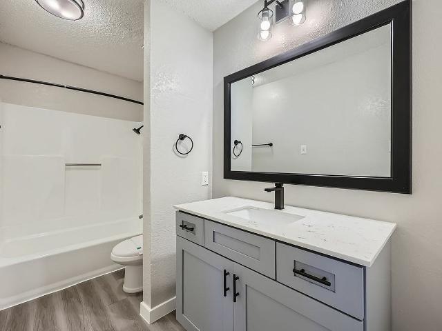 Rise West Arlington 2 Bedroom Apartment for Rent at 3601 Fielders Glen Dr, Arlington, TX 76015