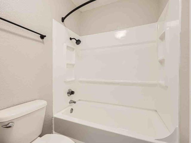 Rise West Arlington 2 Bedroom Apartment for Rent at 3601 Fielders Glen Dr, Arlington, TX 76015
