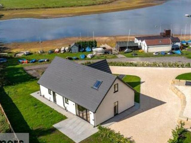 Rishton, Reservoir Side, Blackburn, 3 Bedroom Detached
