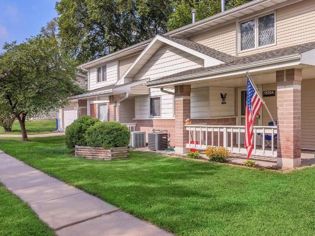 Rising View Offutt Military Housing 3 Bedroom Apartment for Rent at 3116 Lockbourne Dr, Bellevue, NE 68123