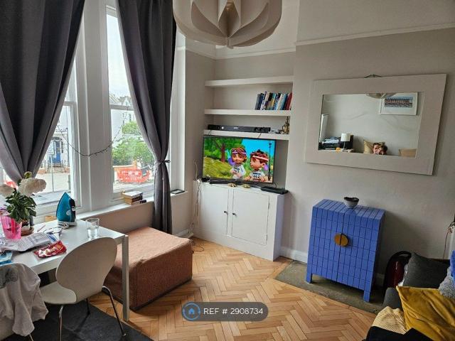 Ritherdon Road, London SW17, 3 bed maisonette to rent, £1,200 pcm | PrimeLocation