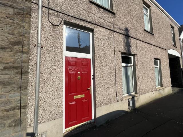 Ritson Street, Neath SA11, 2 bed flat to rent, £800 pcm | PrimeLocation