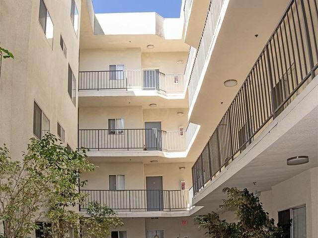 riv119 2 Bedroom Apartment for Rent at 11915 Riverside Dr, Los Angeles, CA 91607 Valley Village