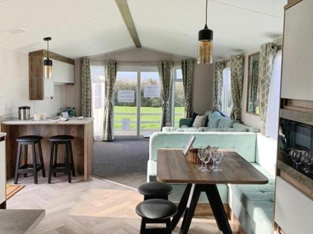 Rivulet Leisure Park, Low Road, 2 Bedroom Park
