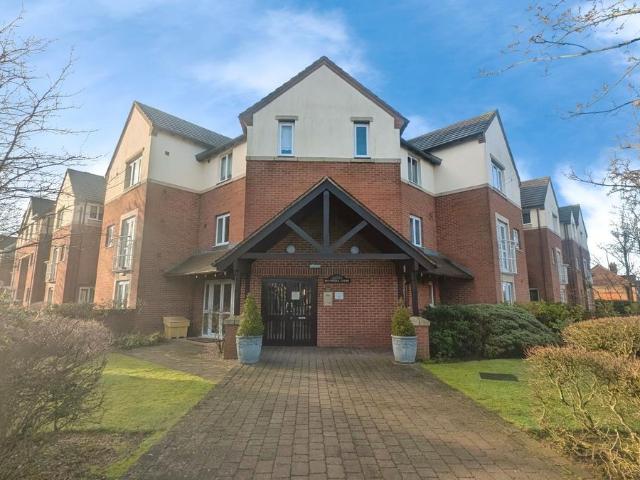 Rivendell Court, Stratford Road, Birmingham B28, 1 bed flat to rent, £915 pcm | PrimeLocation
