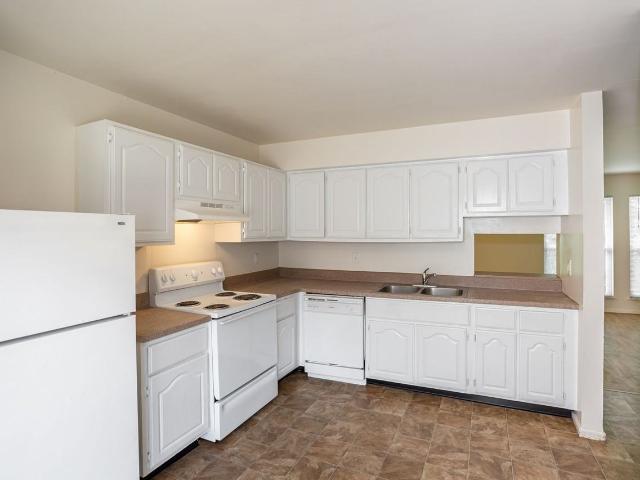 River Trace Townhomes 3 Bedroom Home for Rent at 941 Pike Ct, Spanish Lake, MO 63138 Spanish Lake