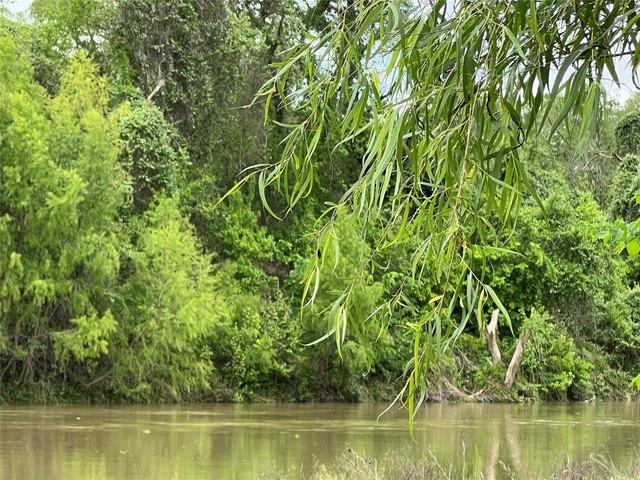 River Valley Dr, Wharton, TX 77488