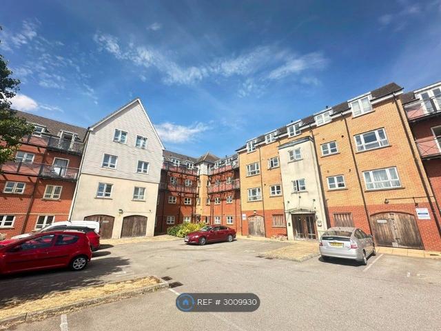 River View, Northampton NN4, 2 bed flat to rent, £1,000 pcm | PrimeLocation