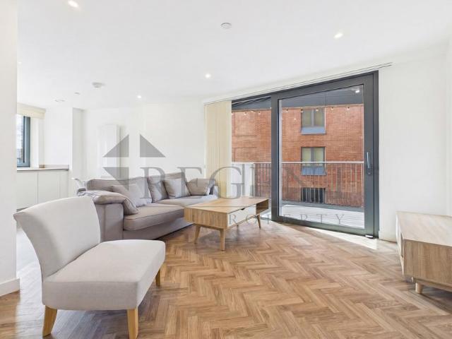 River Apartments, Gillender Street, E3 1 bed apartment to rent £2,000 pcm £462 pw