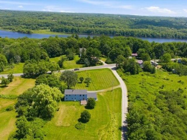 River Ave, Gardiner, Home For Sale