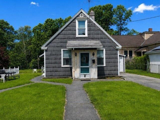 River Ave, Grafton, Home For Sale
