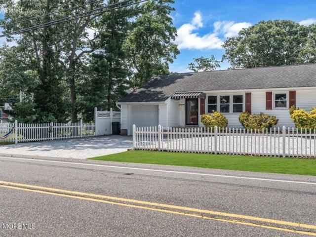River Ave, Point Pleasant, Home For Sale