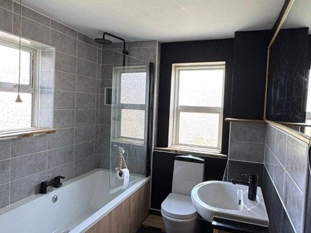 River Cottages, Orpington BR5, 2 bed terraced house to rent, £1,800 pcm | PrimeLocation