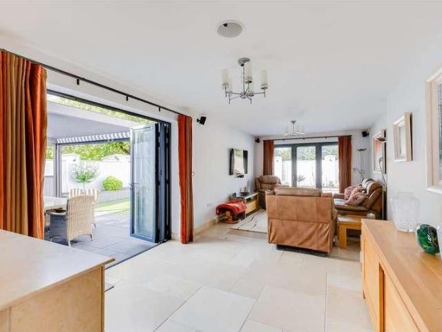 River Court, Treoes, Bridgend, CF35