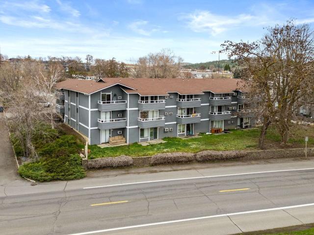 River Court Apartments 2 Bedroom Apartment for Rent at 3001 E Upriver Dr, Spokane, WA 99207