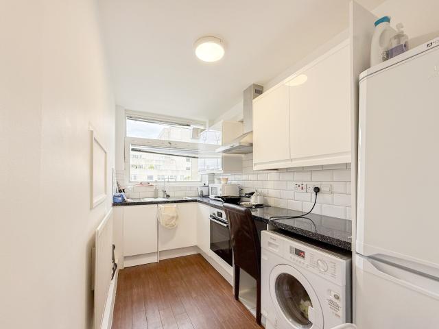 River Court,, SE1