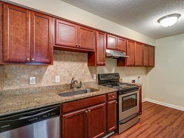 River Crossing Apartments 1 Bed 1 Bath Classic