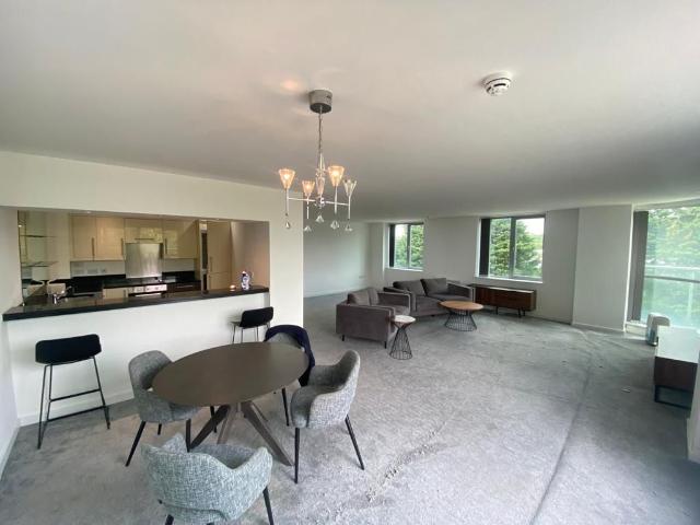 River Crescent, Nottingham NG2, 3 bed flat to rent, £1,800 pcm | PrimeLocation