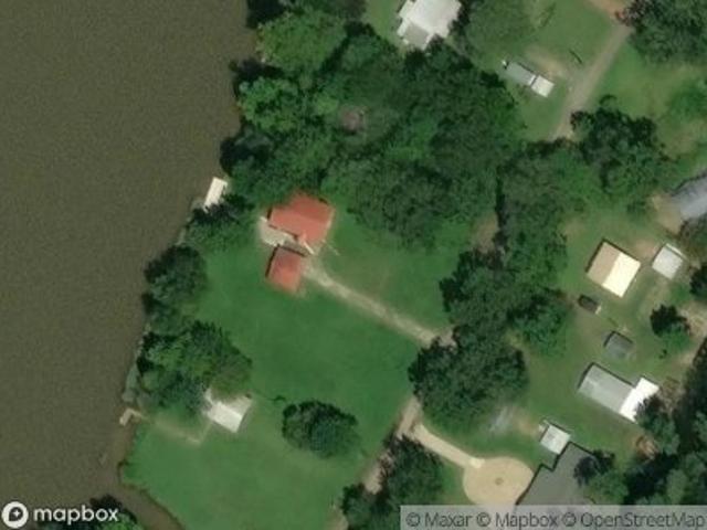 River Dr