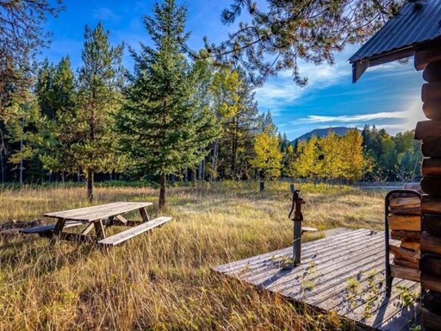 River Dr, Polebridge, Home For Sale