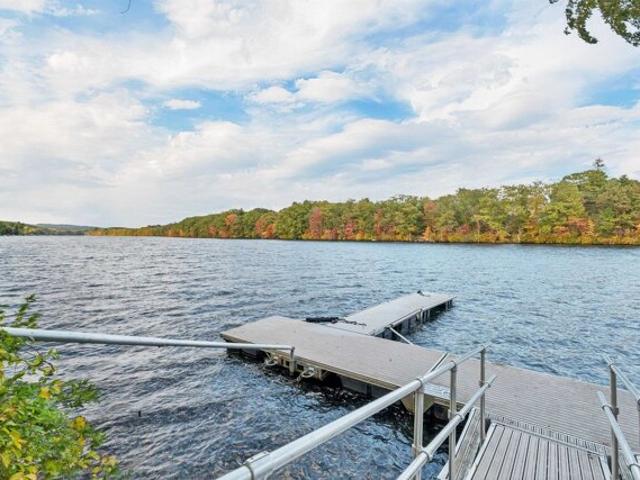 River Front Dr Unit,manchester, Home For Sale