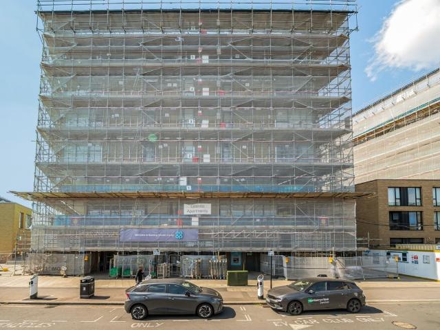 River Gardens Walk, London SE10, 1 bed flat to rent, £1,800 pcm | PrimeLocation