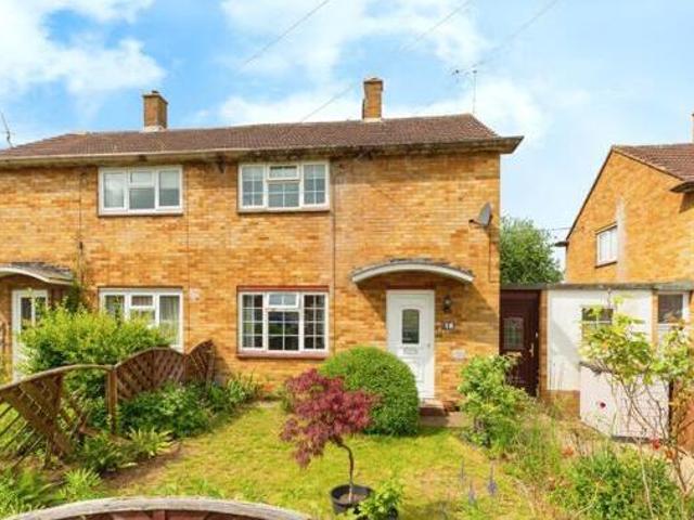 River Mead, Hitchin, 2 Bedroom House