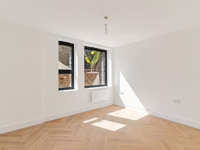 River Mews, Ealing W7, 3 bed terraced house to rent, £4,000 pcm | PrimeLocation