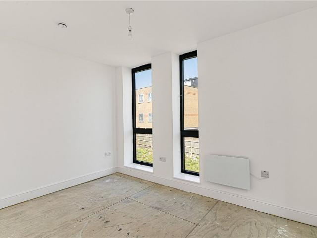 River Mews, Ealing W7, 3 bed terraced house to rent, £4,000 pcm | PrimeLocation