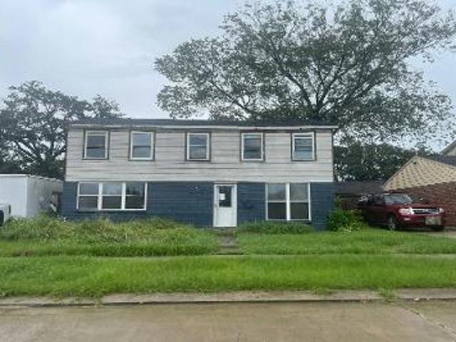 River Oaks Dr