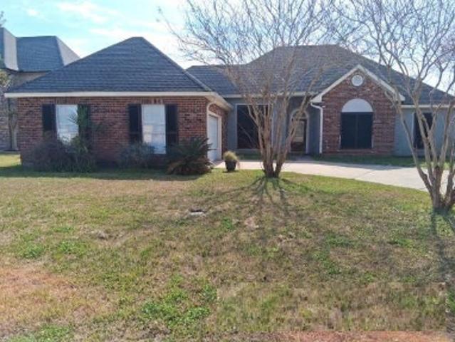 River Oaks Dr